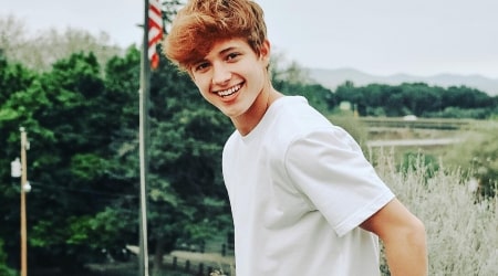 Sam Mooney Height, Weight, Age, Girlfriend, Facts, Biography