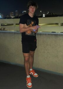 Andrew Harris Height, Weight, Age, Girlfriend, Facts, Biography