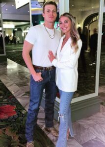 Parker McCollum Height, Weight, Age, Spouse, Biography, Family