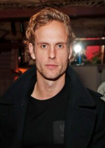 Jack Fox (Actor) Height, Weight, Age, Family, Biography, Girlfriend