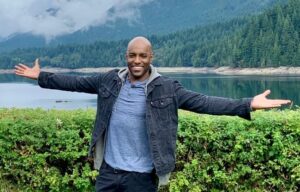 Colin Lawrence Height, Weight, Age, Spouse, Biography