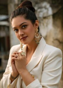 Eka Lakhani Height, Weight, Age, Family, Facts, Biography