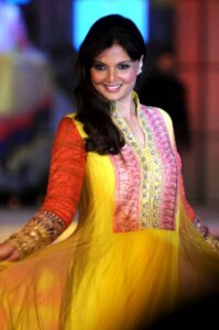 Deepshikha Nagpal Height, Weight, Age, Family, Biography