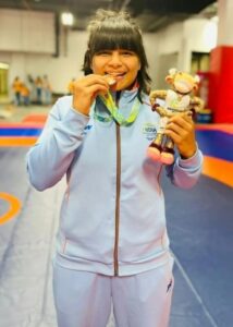 Divya Kakran Height, Weight, Family, Boyfriend, Biography