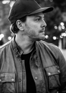 Gavin DeGraw Height, Weight, Family, Facts, Education, Biography