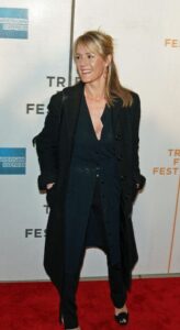 Mary Stuart Masterson Height, Weight, Age, Children, Family, Facts