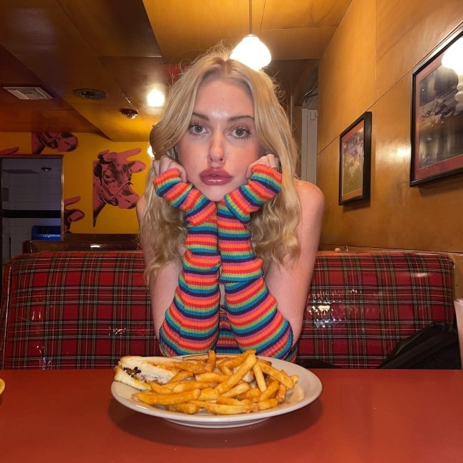 Chloe Cherry Height Weight Age Boyfriend Facts Biography Chloe Cherry Height Weight Age Boyfriend Facts Biography
