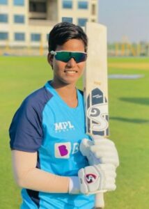 Deepti Sharma Height, Weight, Age, Family, Facts, Biography