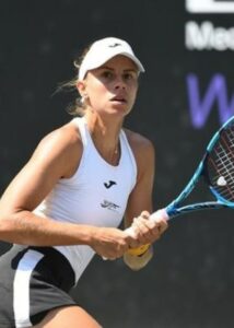 Magda Linette Height, Weight, Age, Family, Facts, Biography