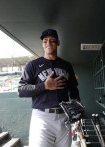 Aaron Judge Height, Weight, Family, Spouse, Education, Biography