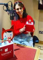 Alex Jones (Welsh Presenter) Height, Weight, Spouse, Biography