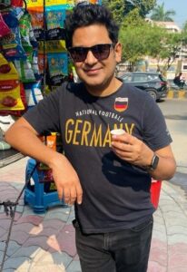 Manoj Muntashir Height, Weight, Age, Facts, Biography, Family