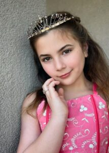 Lexi Rabe Height, Weight, Age, Facts, Biography