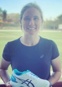 Beth Mooney Height, Weight, Age, Family, Education, Biography