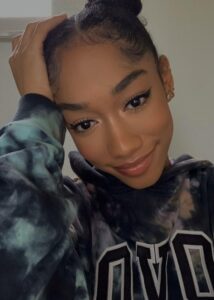 Iman Benson Height, Weight, Age, Boyfriend, Facts, Biography