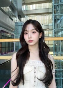 Haewon (NMIXX) Height, Weight, Age, Facts, Biography, Family