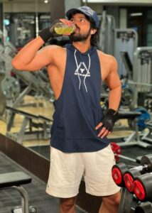 Harish Kalyan Height, Weight, Age, Spouse, Facts, Biography