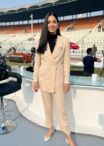 Zainab Abbas Height, Weight, Age, Spouse, Education, Biography