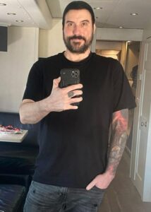 Benjamin Burnley Height, Weight, Age, Family, Biography, Facts