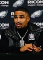 Jalen Hurts Height, Weight, Family, Girlfriend, Education, Biography
