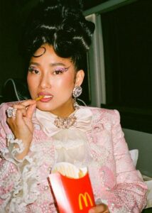 Chloe Flower Height, Weight, Age, Boyfriend, Facts, Family