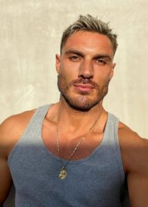 Chris Appleton Height, Weight, Age, Boyfriend, Facts, Biography