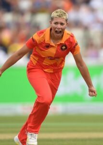 Issy Wong Height, Weight, Family, Facts, Education, Biography