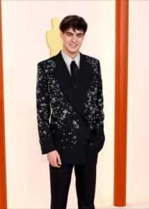 Lorenzo Zurzolo Height, Weight, Age, Girlfriend, Family