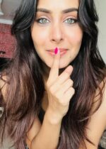 Roopam Sharma Height, Weight, Age, Boyfriend, Biography