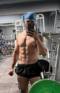 Taha Shah Badussha Height, Weight, Age, Family, Facts