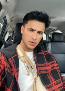 Abhishek Sharma Height, Weight, Age, Family, Facts, Biography