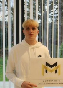 Alejandro Garnacho Height, Weight, Age, Girlfriend, Family