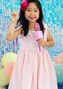 Emma Kaji Height, Weight, Age, Birthday, Family, Biography