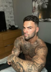 Ethan Smith Height, Weight, Age, Girlfriend, Family, Facts