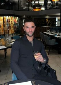 Ethan Smith Height, Weight, Age, Girlfriend, Family, Facts