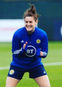 Jen Beattie Height, Weight, Family, Girlfriend, Education, Biography