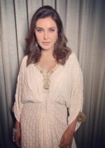 Lisa Ray Height, Weight, Age, Husband, Biography, Family