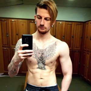 8-BitRyan Height, Weight, Age, Girlfriend, Family