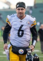 Devlin Hodges Height, Weight, Age, Girlfriend, Family