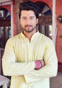 Shaan Mishra Height, Weight, Age, Education, Family