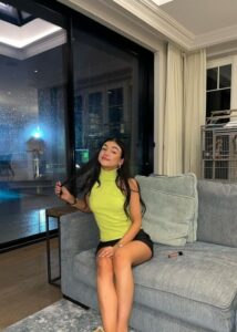 Kitty Dashper Height, Weight, Age, Boyfriend, Family