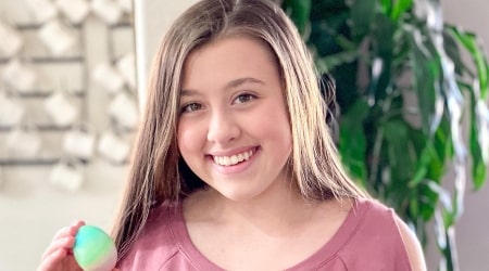 Gabrielle Weiss Height, Weight, Age, Facts, Family