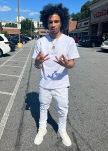 Jay Cinco Height, Weight, Age, Girlfriend, Family