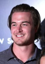 Kenny Pickett Height, Weight, Age, Wife, Family, Biography, Facts