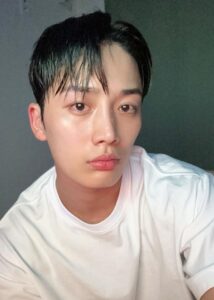 Moon Se-hoon Height, Weight, Age, Girlfriend, Family