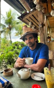Ashok Selvan Height, Weight, Age, Wife, Family, Biography, Facts