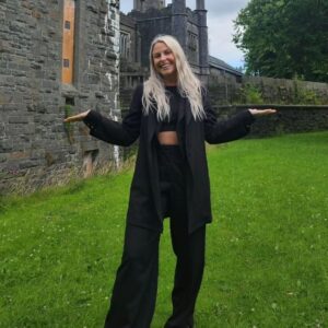 Charlie Hedges Height, Weight, Age, Boyfriend, Children