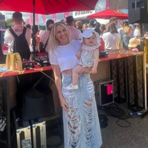 Charlie Hedges Height, Weight, Age, Boyfriend, Children