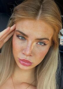 Hannah Thomas Height, Weight, Age, Boyfriend, Family