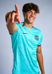 Marc Guiu Height, Weight, Age, Girlfriend, Family